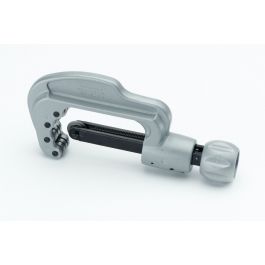 Pipe Cutter Manual D15-D54